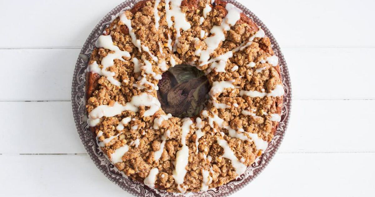 Cinnamon-Walnut Coffee Cake - Recipes - Cuisinart