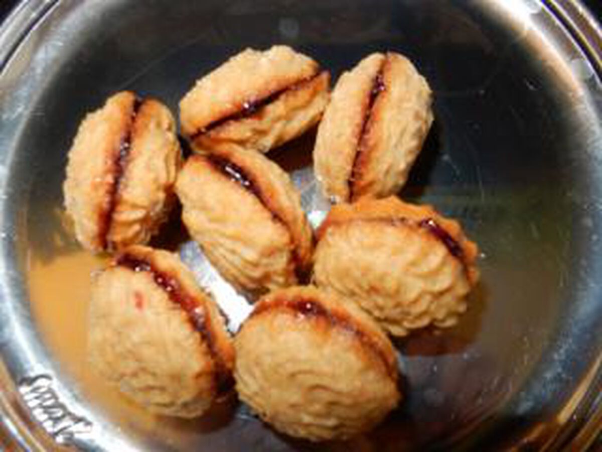 Cherry-Filled Shortbread Cookies - Recipes - Cuisinart