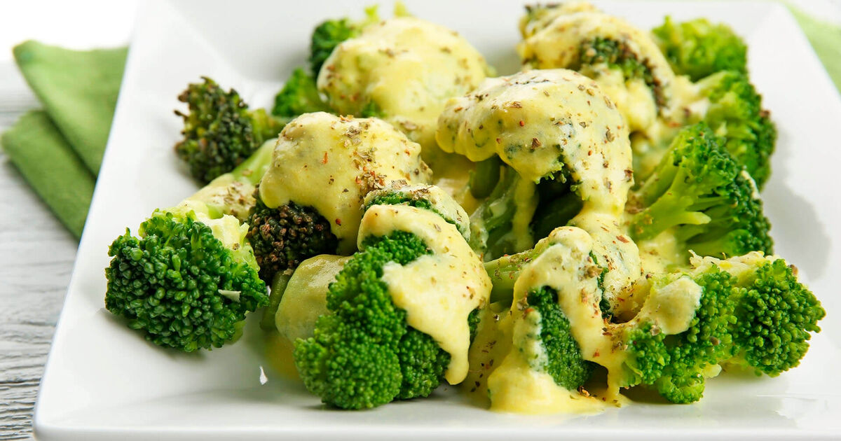 Basic Cheese Sauce - Recipes - Cuisinart